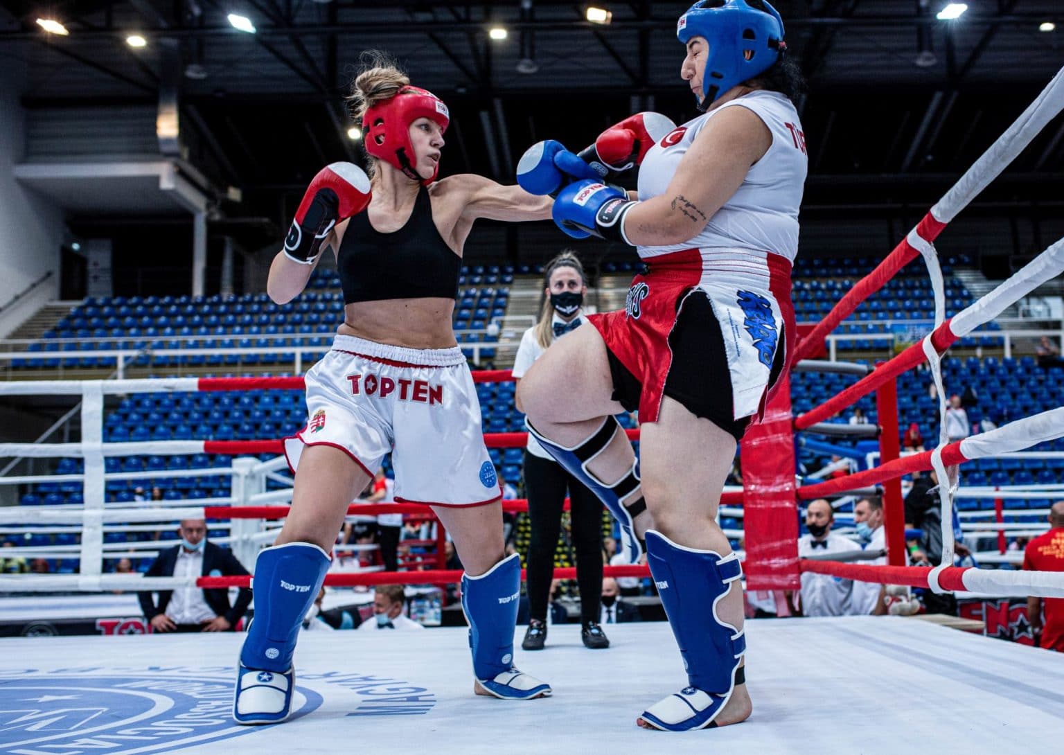 Formagyakorlat sikerek a budapesti kick-box világkupán – Magyar Kick ...